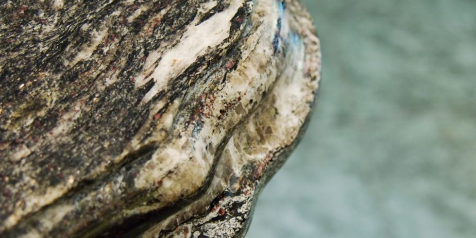 8 Types of Countertop Edges to Beautify Your Home - ZStone Creations